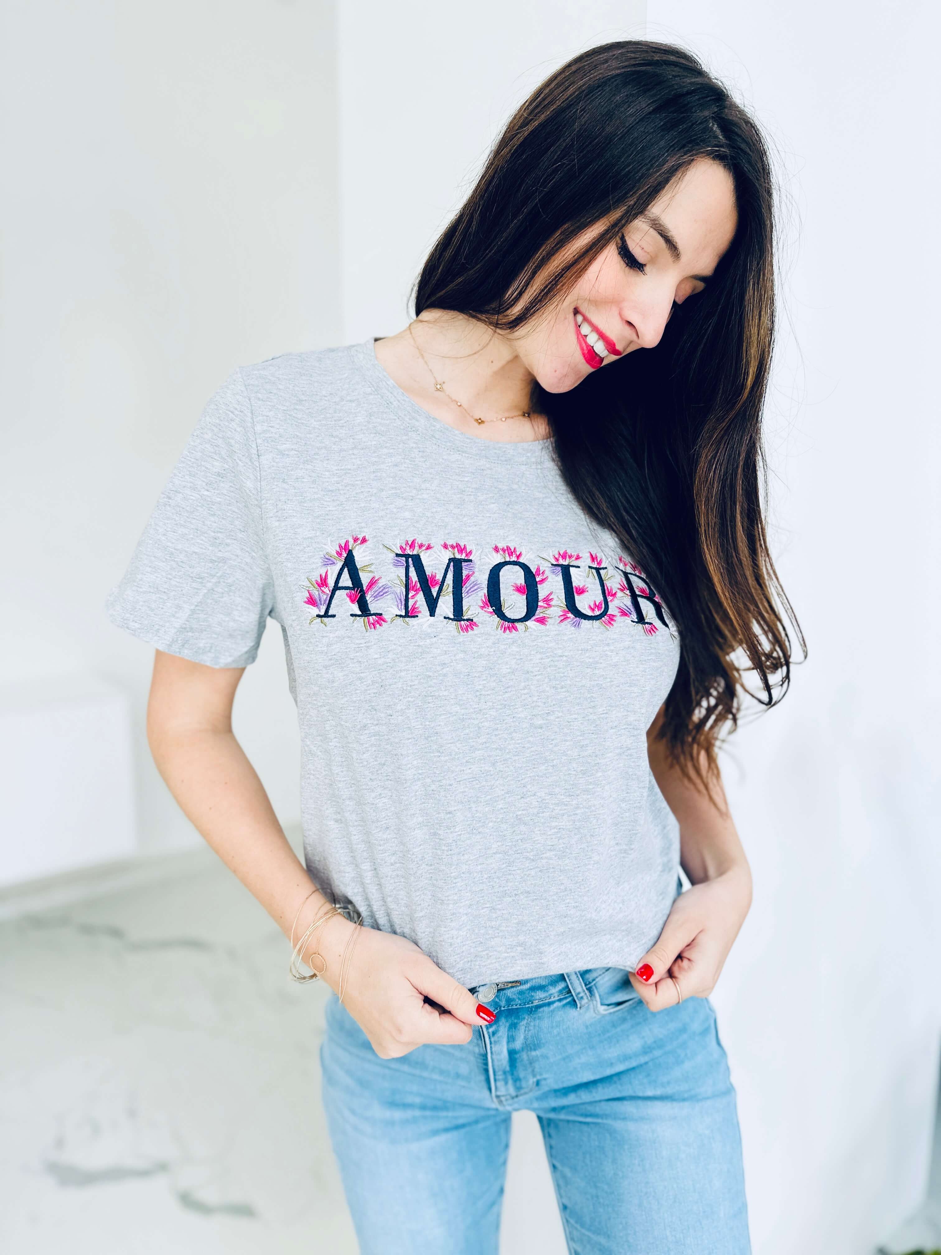 T Shirt Amour Luna Concept Store N°1 Achat De Vêtement Féminin En